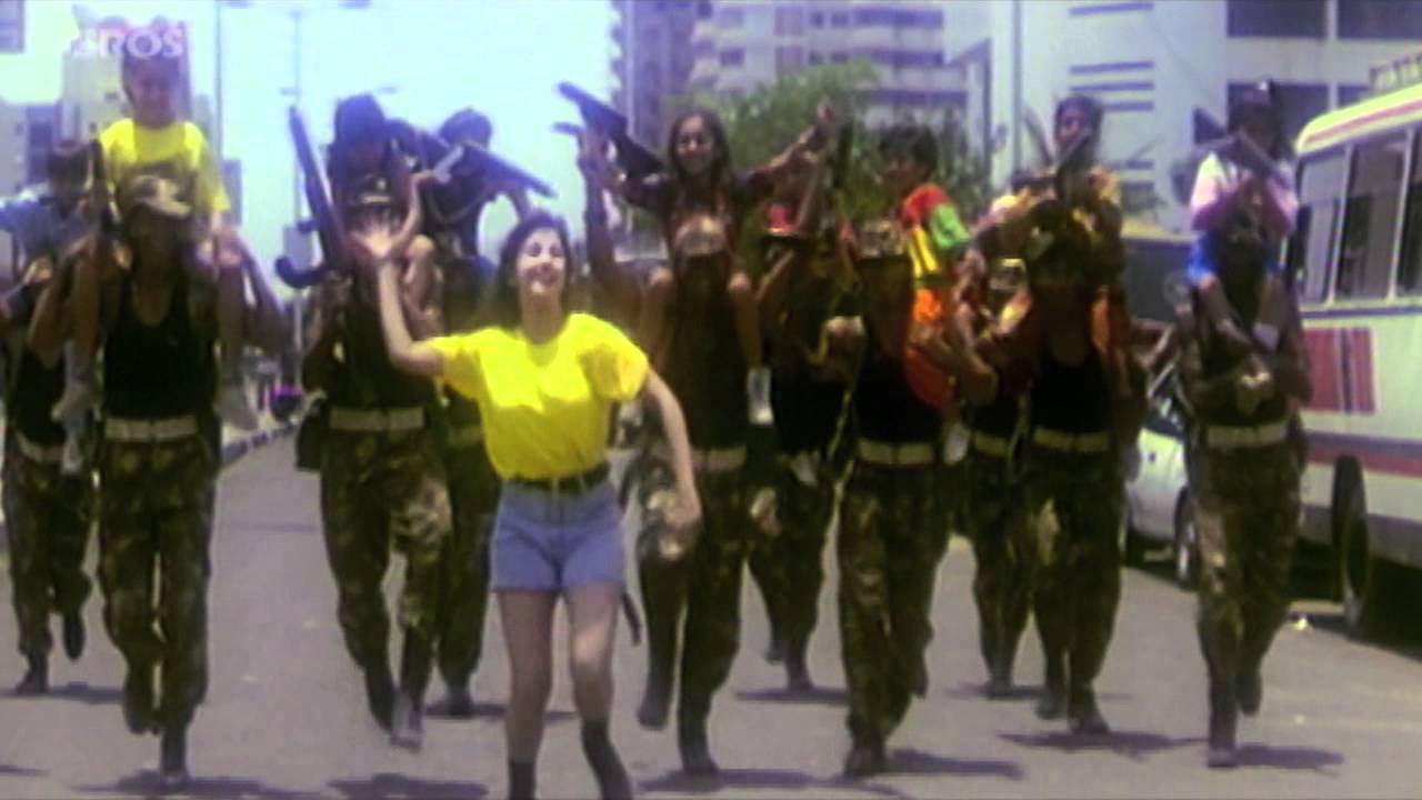 Rangeela Re (Rangeela) - TheSongPedia